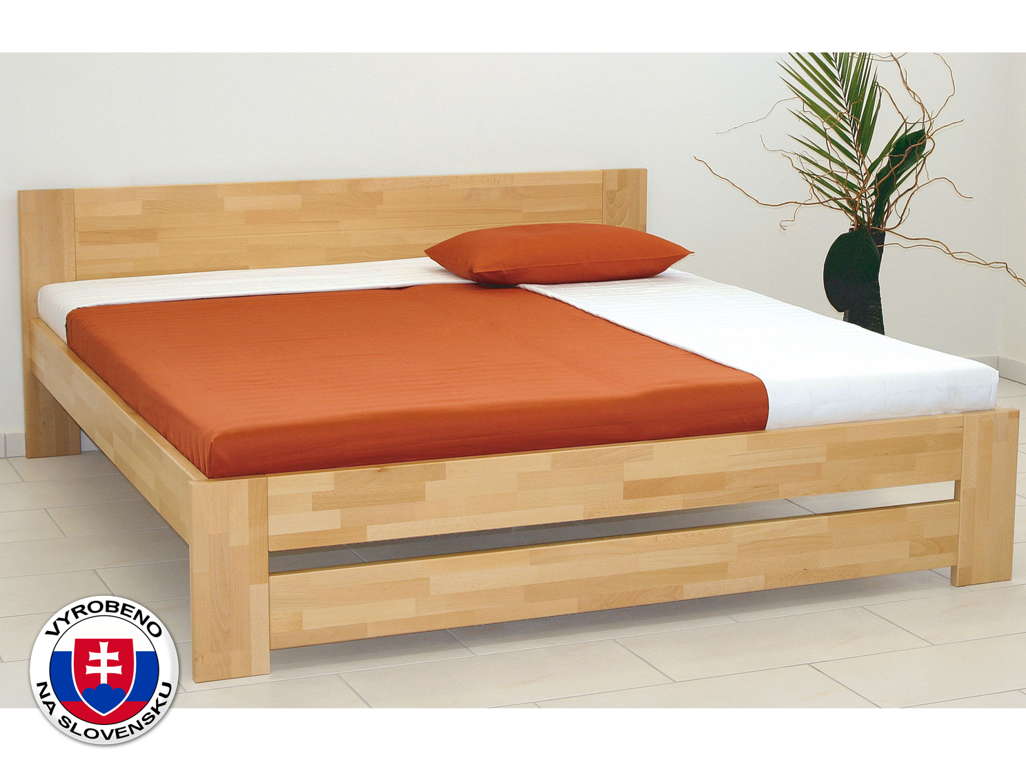 Manželská postel 220x180 cm Ina (masiv) | HezkyNabytek